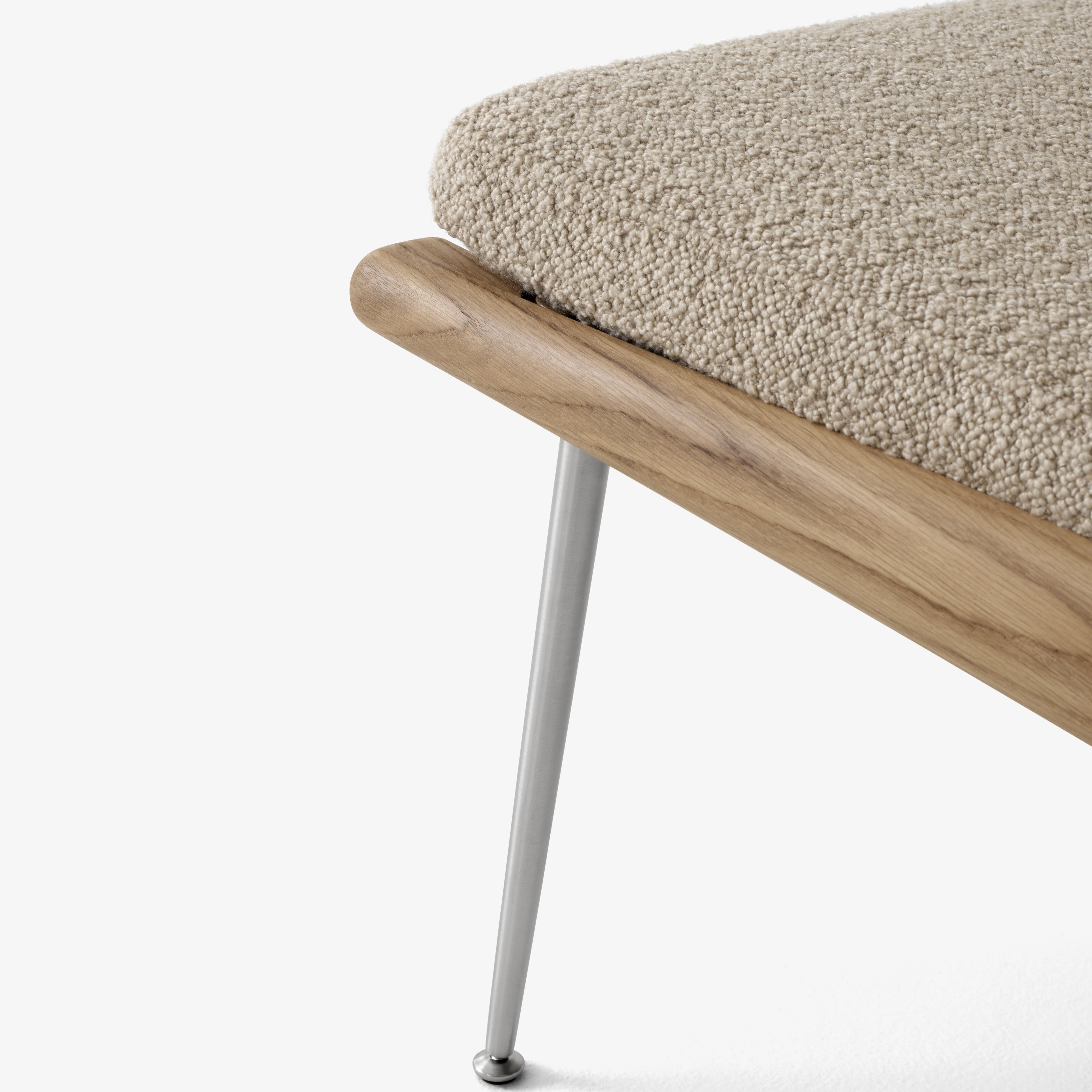 Boomerang Chair HM1 | Buy &Tradition online at A+R